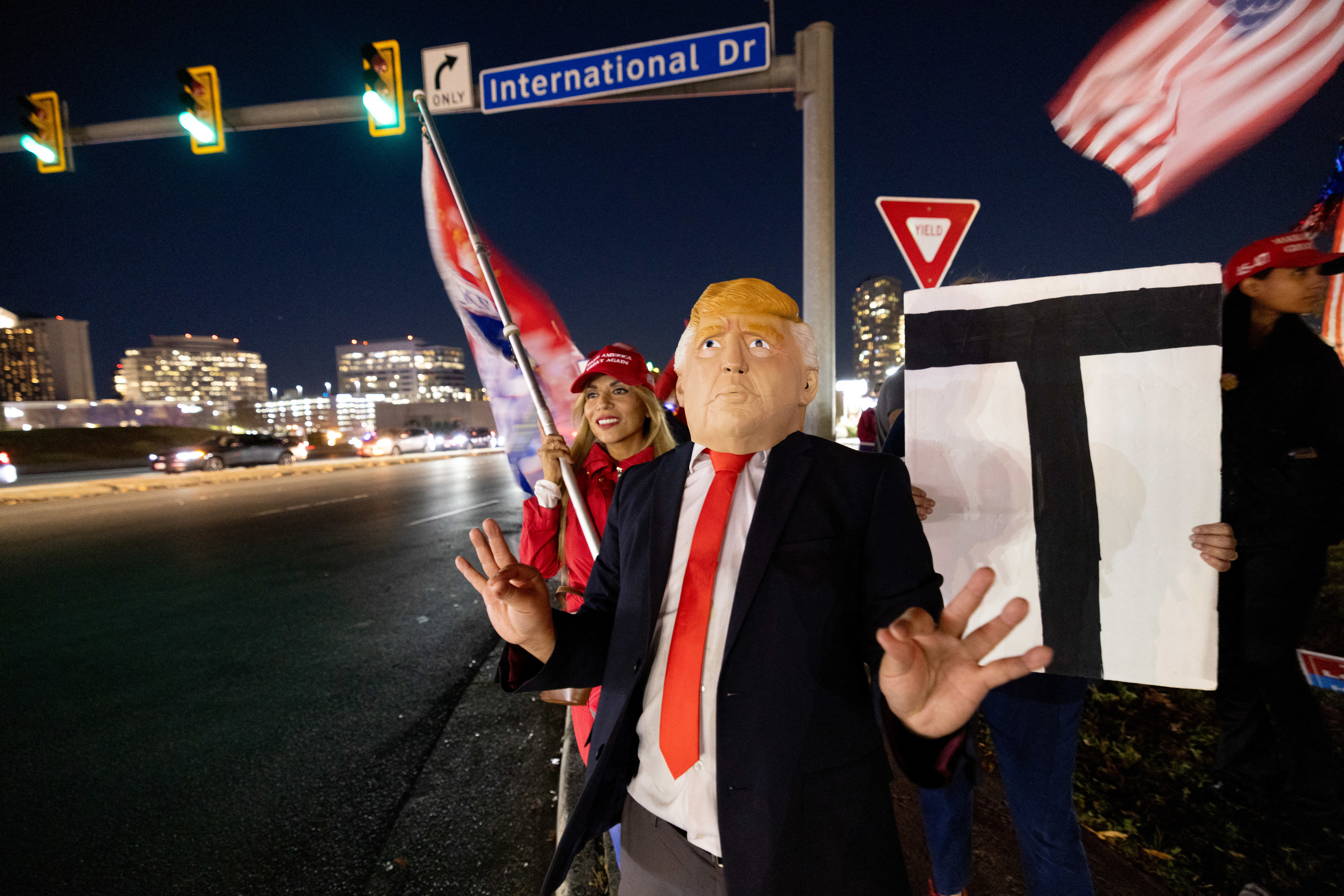 21 Bizarre Photos Of MAGA Supporters