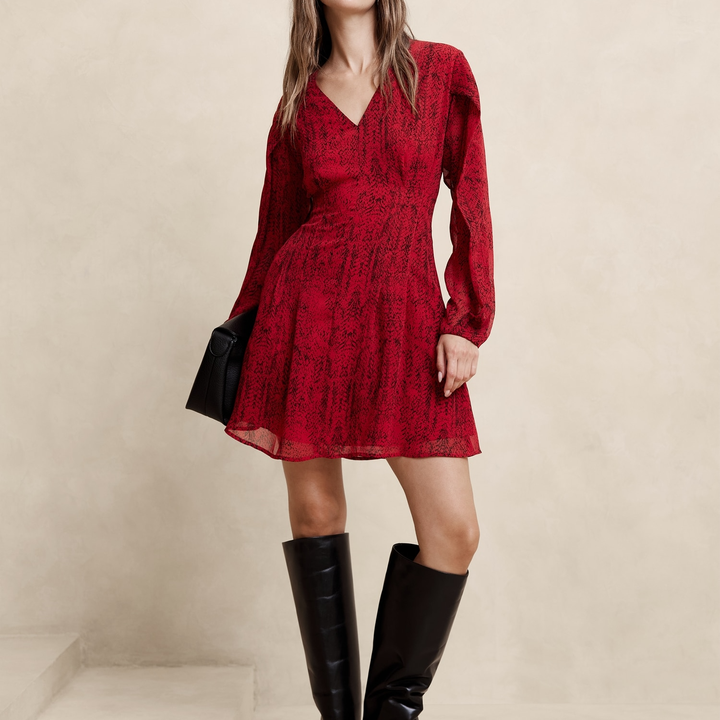 34 Best Online Clothing Stores To Shop At