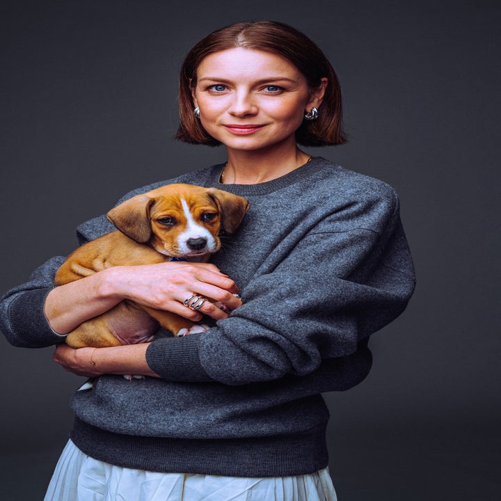 Outlander Sam Heughan And Caitriona Balfe Puppy Interview