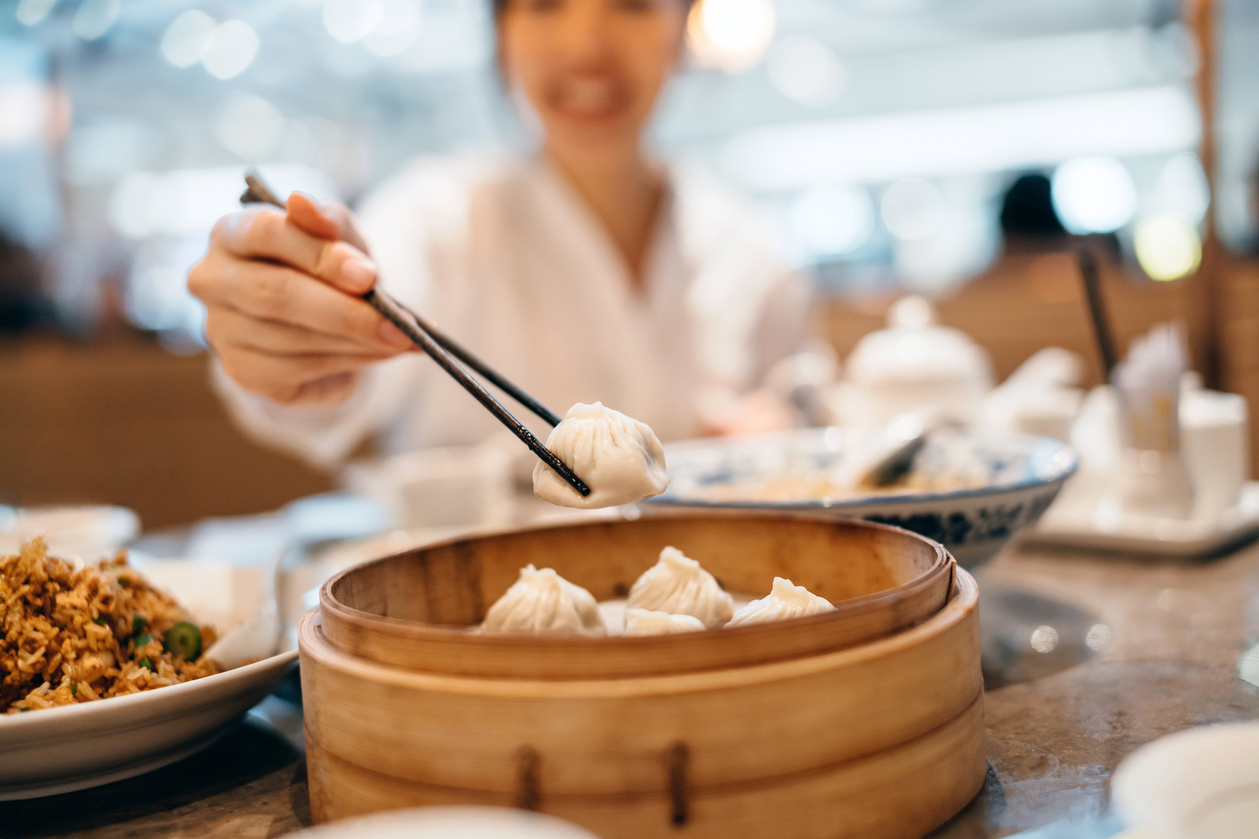 Diners Sharing Signs Of A Great Restaurant