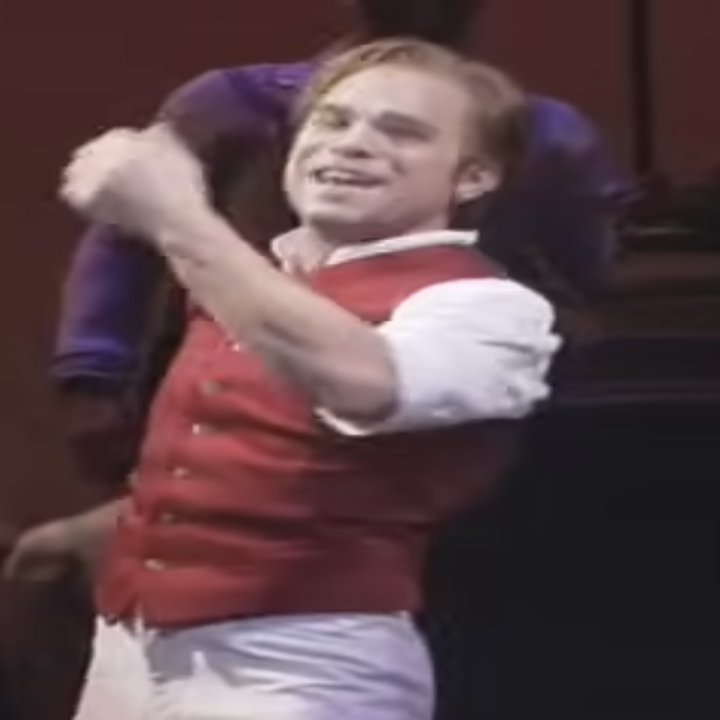 Here's How The Wicked Movie And Original Broadway Casts Compare