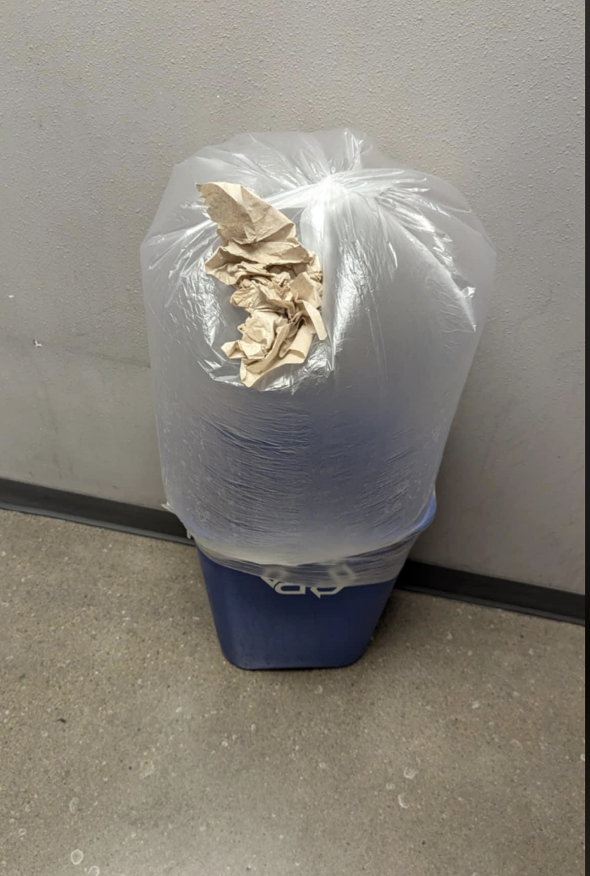 21 Hilarious Mistakes Employees Who Made At Work