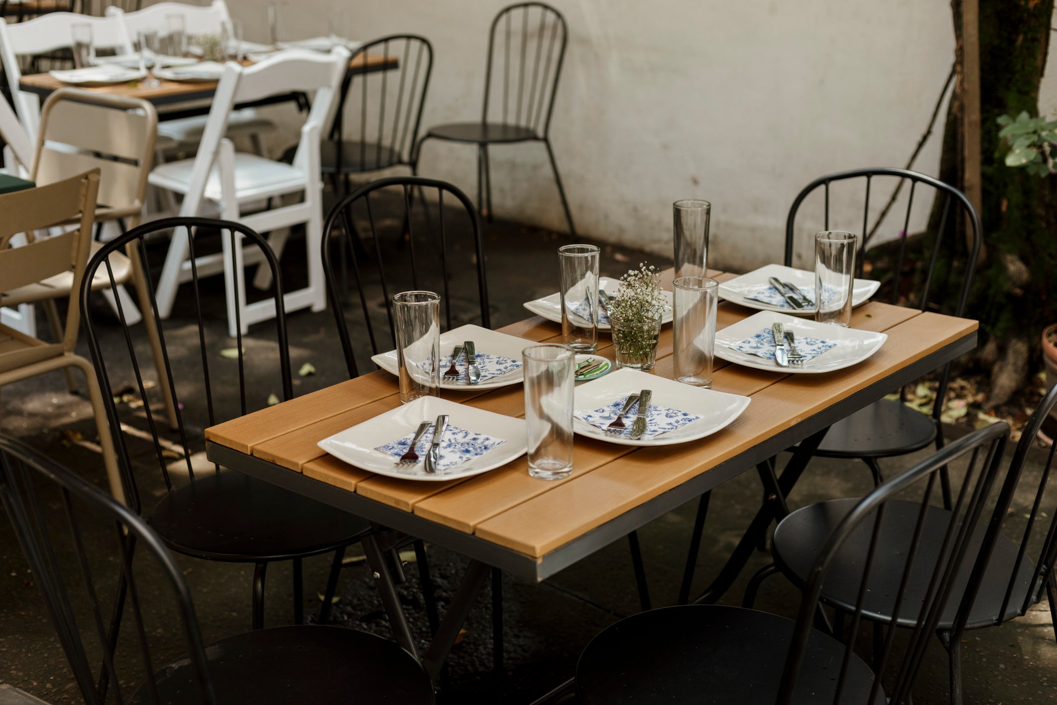Red Flags You're Dining at a Bad Restaurant