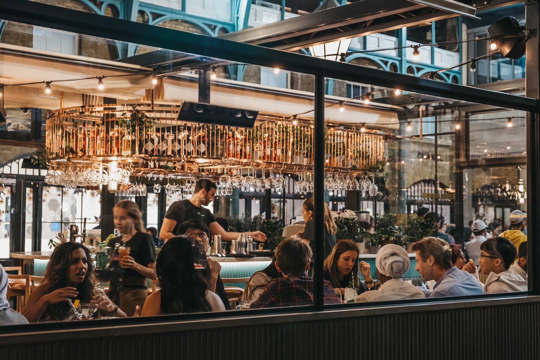 Red Flags You're Dining at a Bad Restaurant