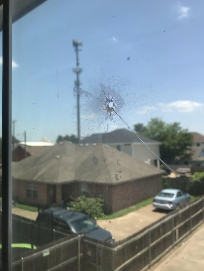 14 Apartment Renters Who Got Scammed