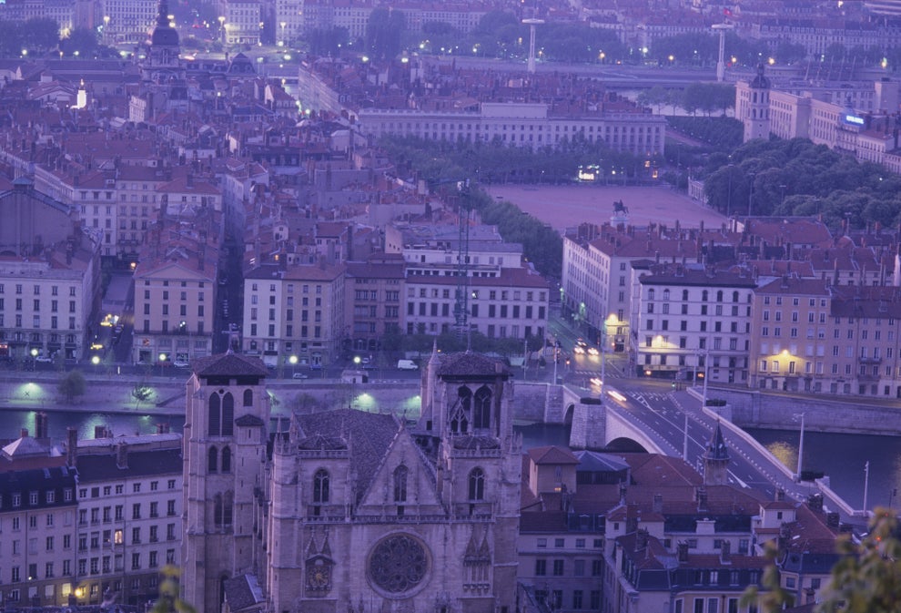 19 Stories From Parents About Raising Children Abroad