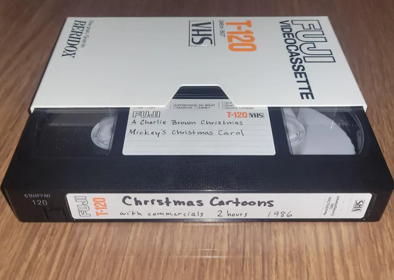 40 Pictures Of What Christmas Was Like In The 1980s