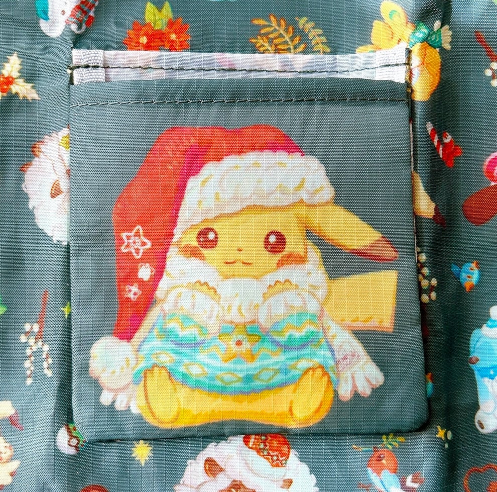 【ポケモンセンター】こんなかわいいピカチュウはじめて…。新作の「3WAYエコバッグ」ラッピングにも使えるし、天才かよ！《購入レビュー》【動画・画像】