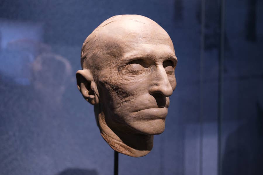 Death Masks Of Famous People