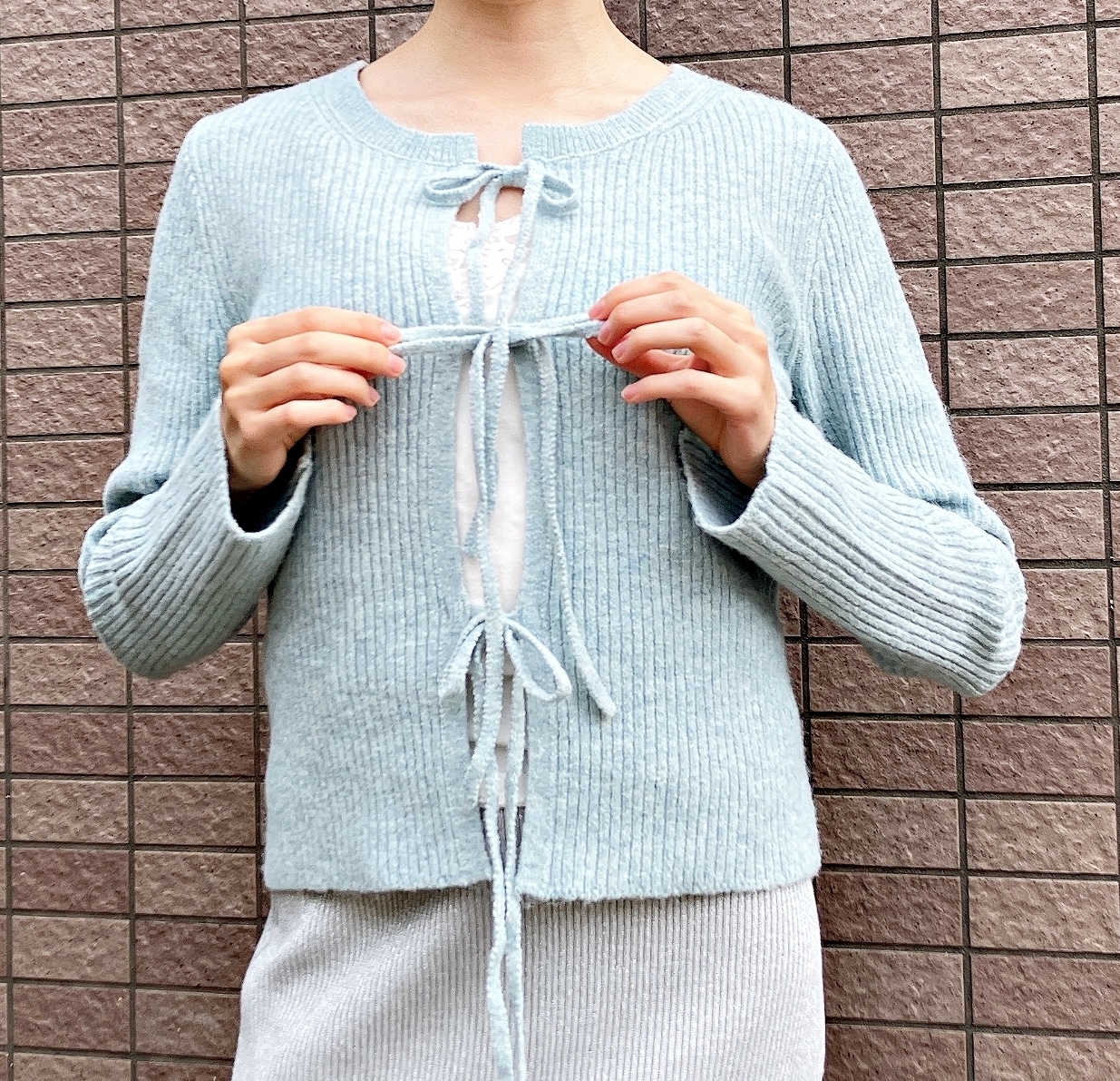 【GU】「2色購入した」「とにかく可愛い！」2290円→1490円の『高見えトップス』今から春まで使えてコスパ最高です！《着用レビュー》【画像・動画】