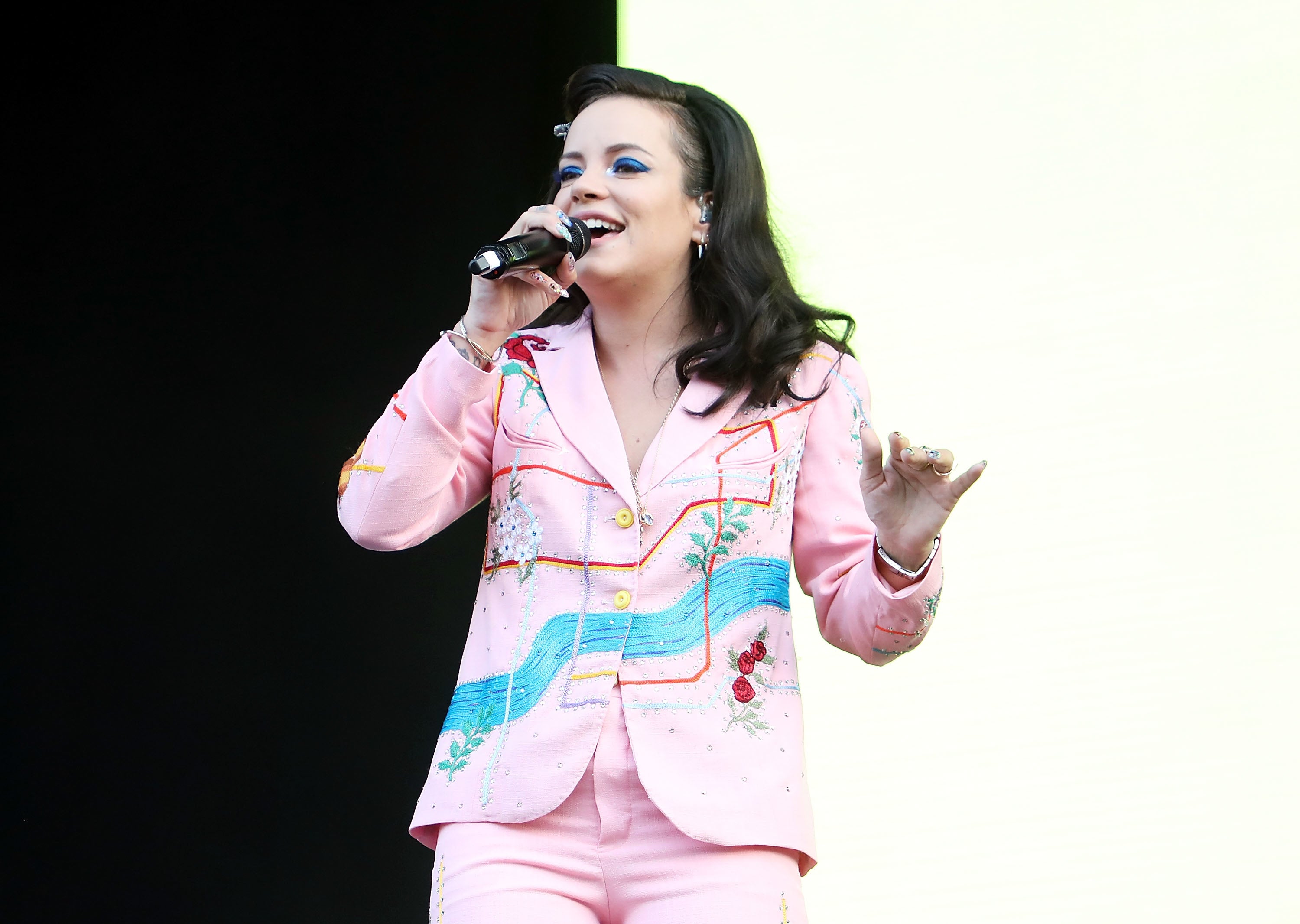 Lily Allen Never Had Sex Sober Before David Harbour