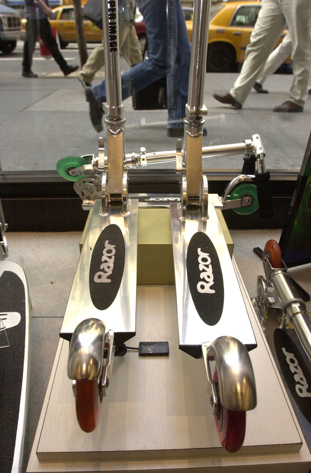 Things From The Early 2000s We Can't Believe Were Real