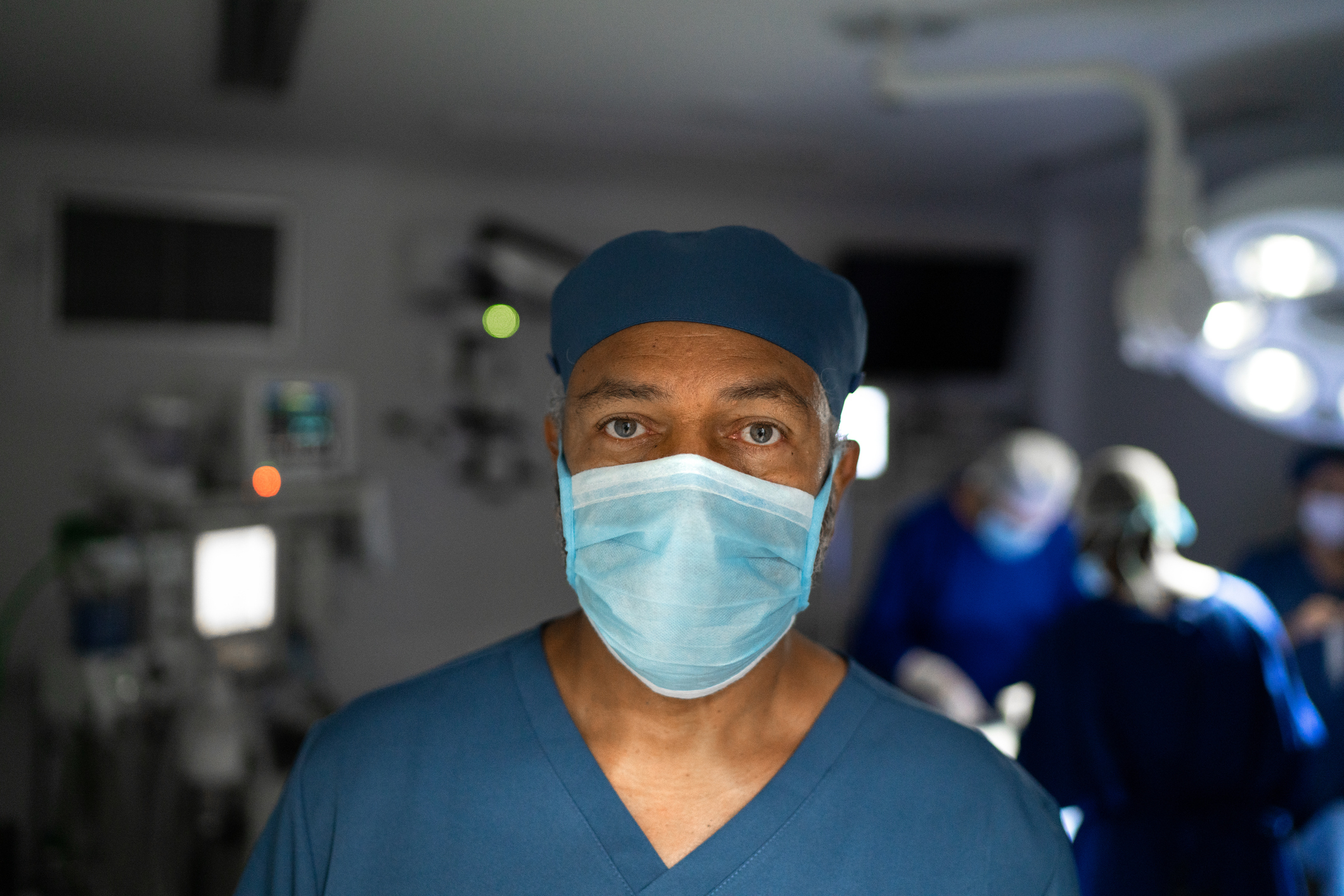 9 Wild Operating Room Secrets, From A Medical Worker