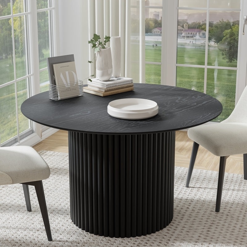 33 Best Dining Tables For Small Spaces In 2025