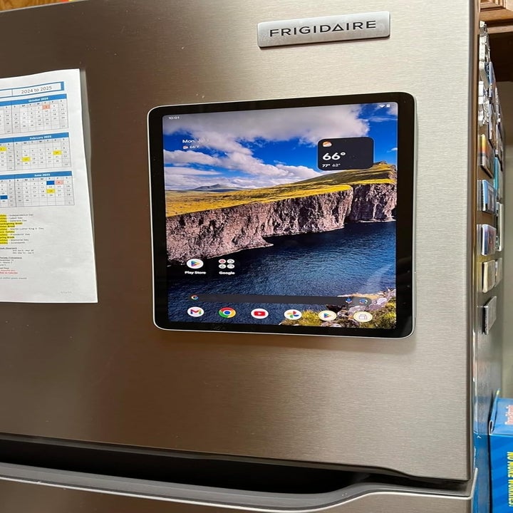 Google Pixel Tablet Is At Its Lowest Price Of The Year