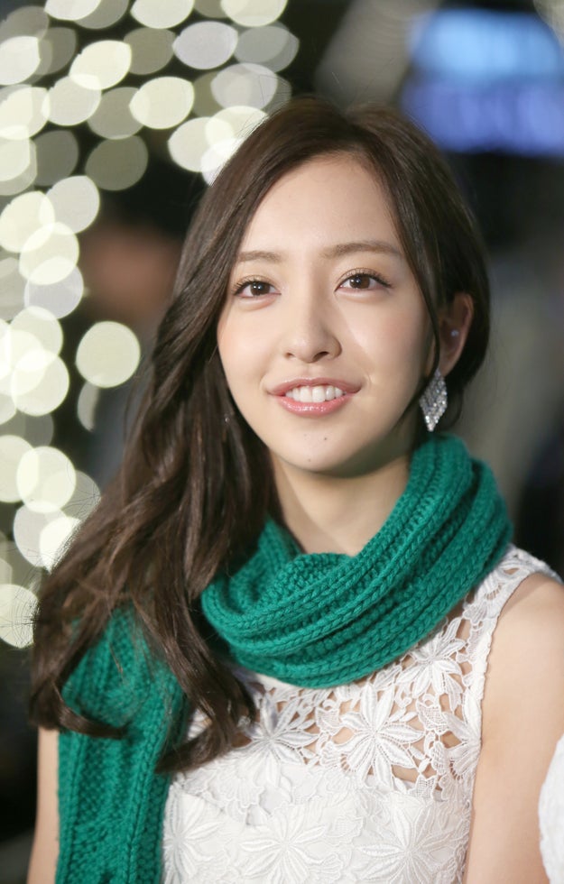 板野友美「4年越しの披露宴」ウエディング姿に反響「旦那さんかっこよ」「女神降臨」（BuzzFeed Japan）｜dメニューニュース（NTTドコモ）