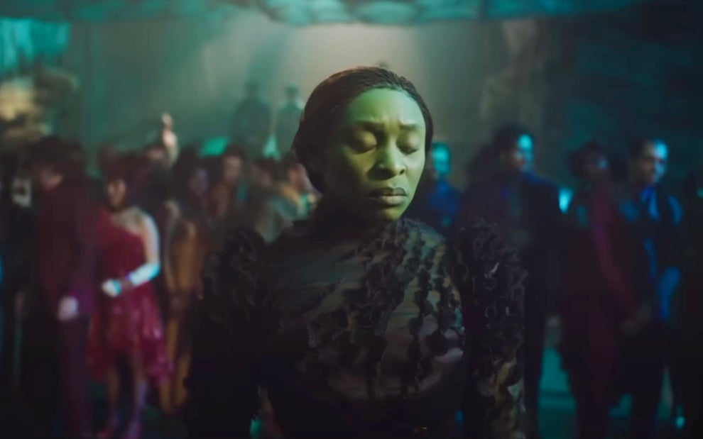 Ariana Grande Explained Why She Didn't Learn Wicked Dance For Ozdust ...