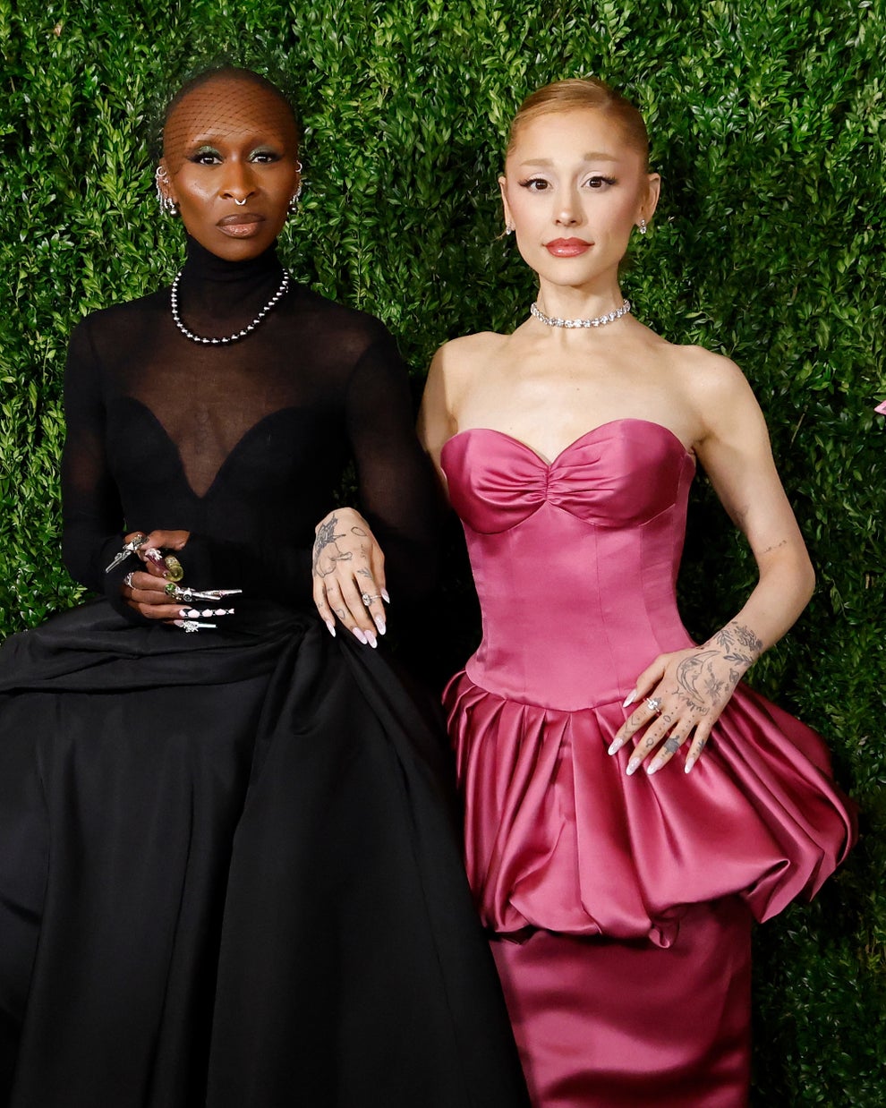 Ariana Grande Explained Why She Didn't Learn Wicked Dance For Ozdust ...