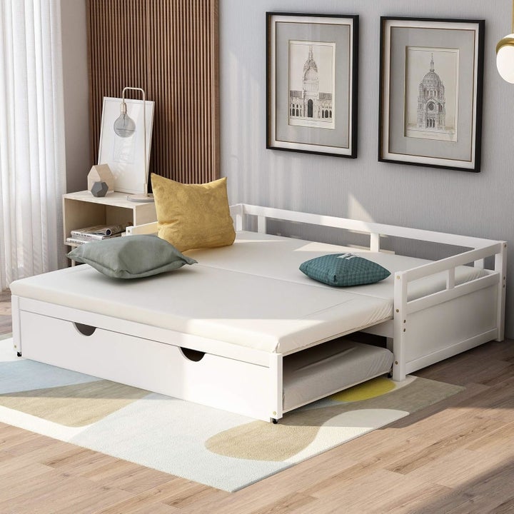 28 Best Trundle Beds For Extra Sleeping Space