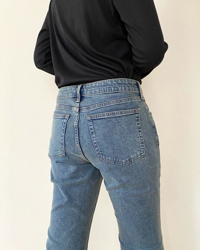 大変、GUの「美脚パンツ」が値下げで2990円→2490円…！細見えシルエットで、はくだけでスラっと脚長に見えるの！《着用レビュー》【画像・動画】