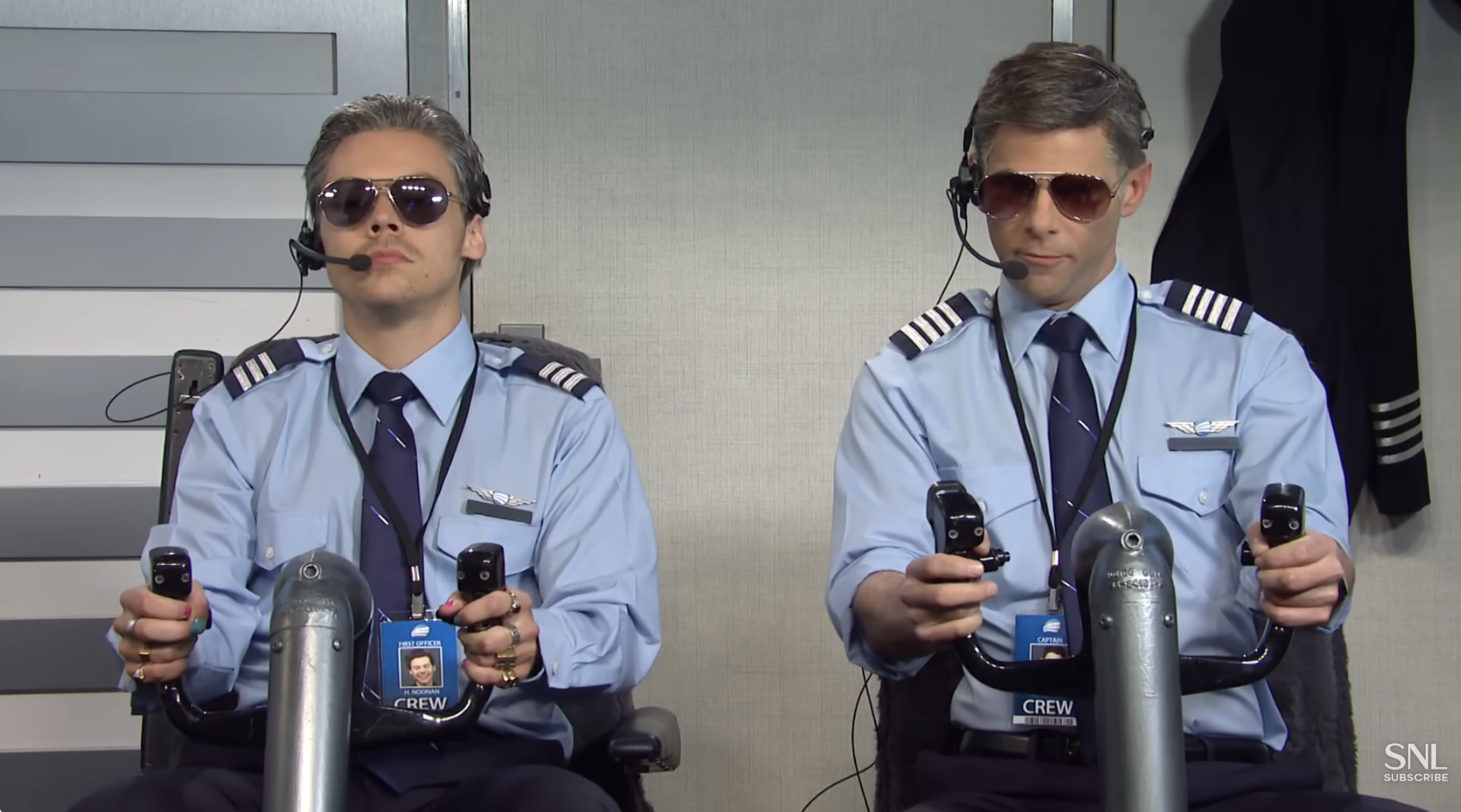23 Airline Pilot Behind-The-Scenes Confessions