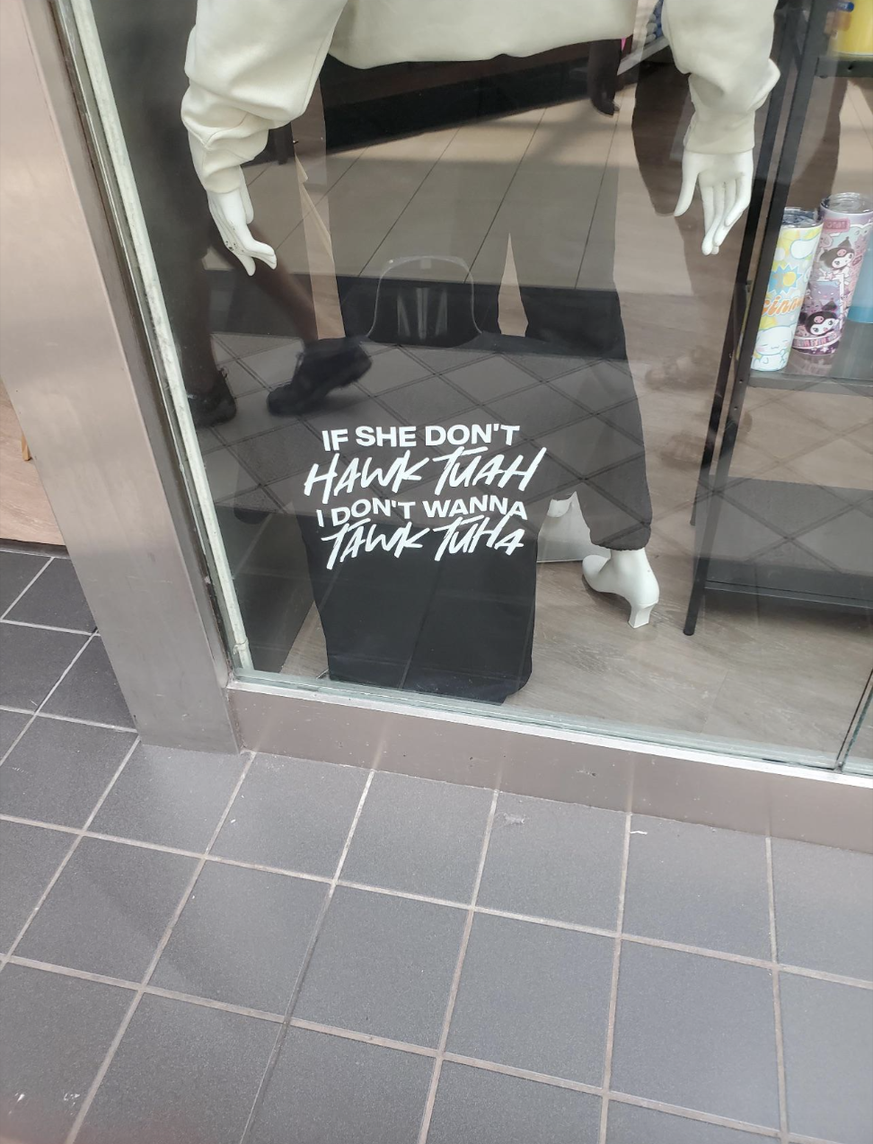 27 Dolts Who Wore Trashy Clothes In Public