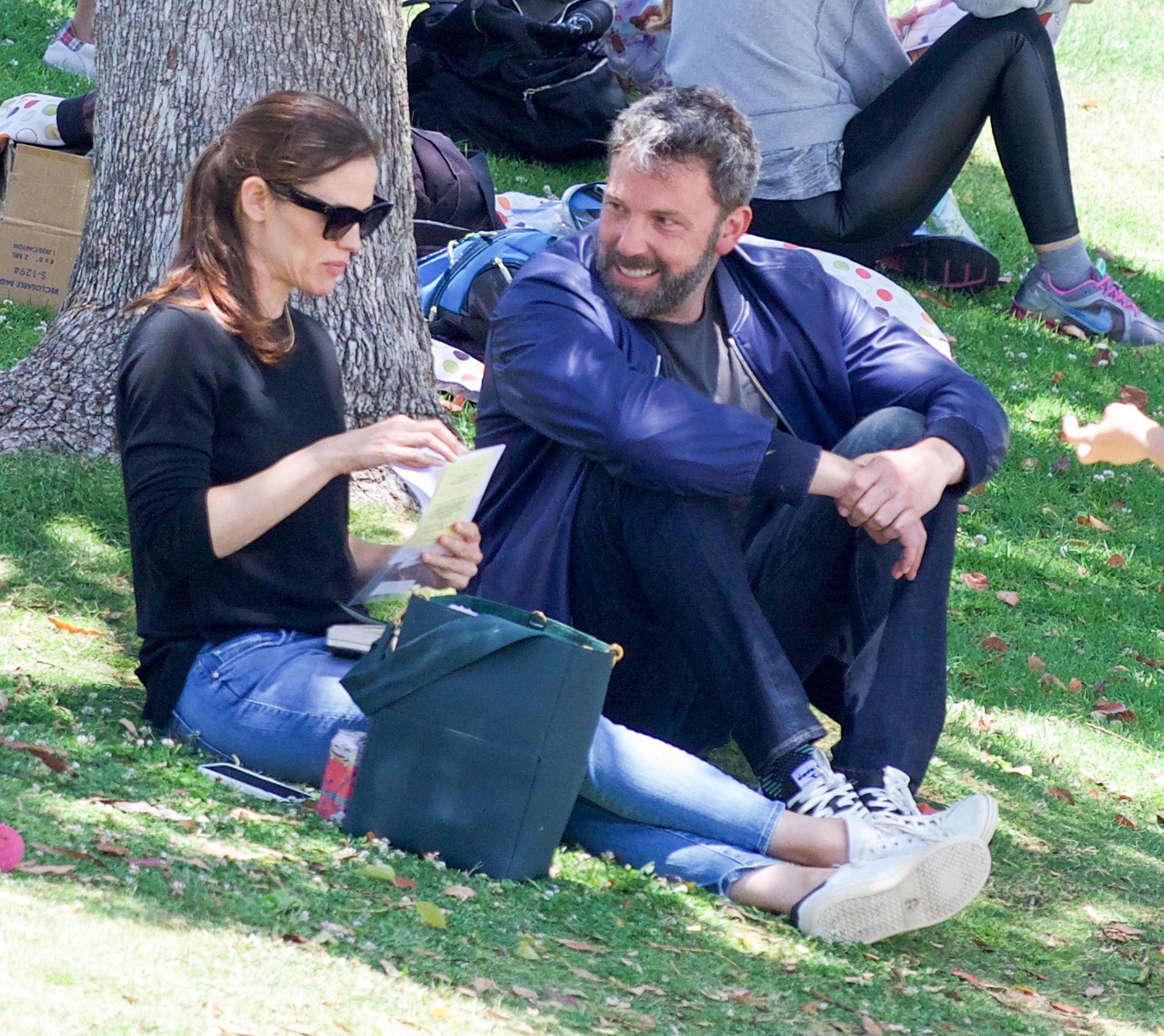 Ben Affleck Leaning On Jennifer Garner Amid Jennifer Lopez Divorce