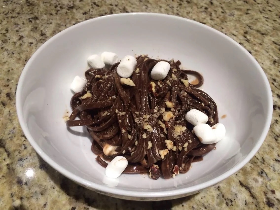 20 Horrifying Dishes That Were Served At Potlucks