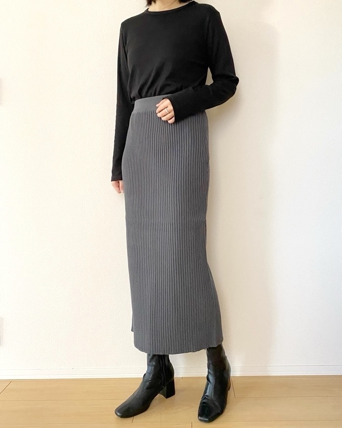 【GU】2990円→2490円に値下げ中！めっちゃ細見えする「楽ちんスカート」伸縮性もあるから、着心地ばつぐんです！《着用レビュー》【画像・動画】