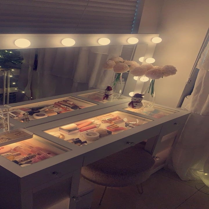 23 Best Makeup Vanities For Getting Ready