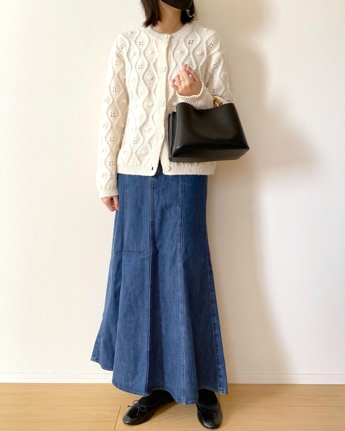 【GUセール】「お腹周りが気にならない！」「はき心地最高」2990円→2490円の『楽ちんスカート』シルエットが美しくて感動した！《着用レビュー》【画像・動画】