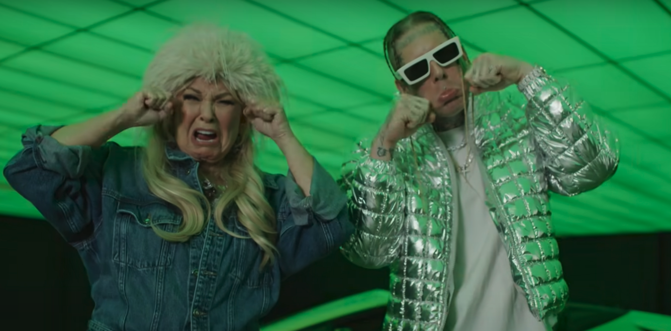 Roseanne Barr's Rap Song Daddy's Home Is Going Viral
