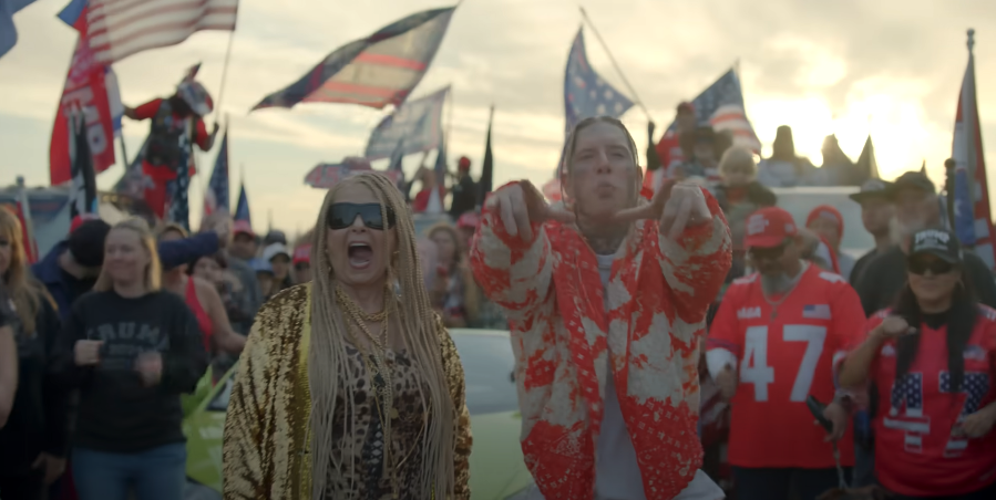 Roseanne Barr's Rap Song Daddy's Home Is Going Viral