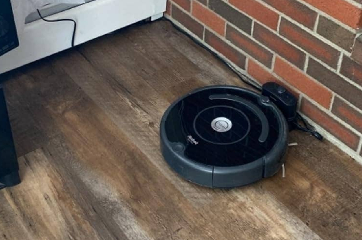 The Roomba Robot Vacuum Is $100 Off For A Limited Time