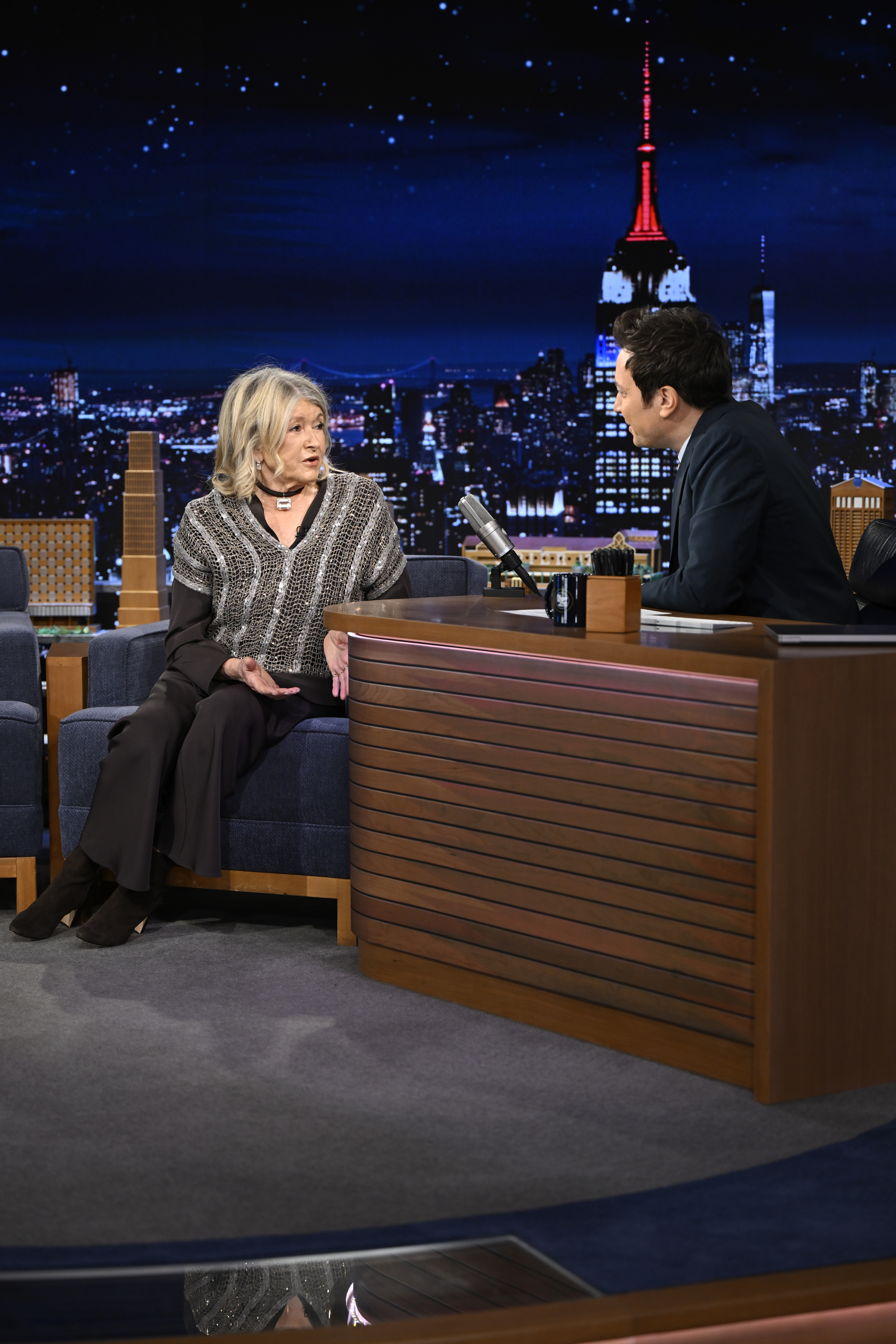 Martha Stewart Says Former Parole Officer Prevented Saturday Night Live ...