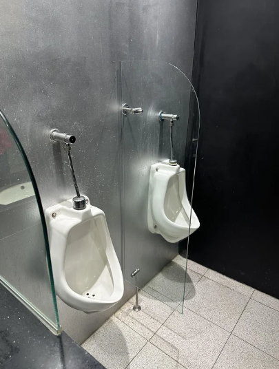 21 Bad Architectural Designs That Make No Sense