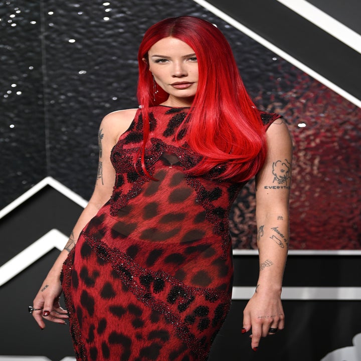 17 Celebs Paid Tribute To Famous Fashion Moments