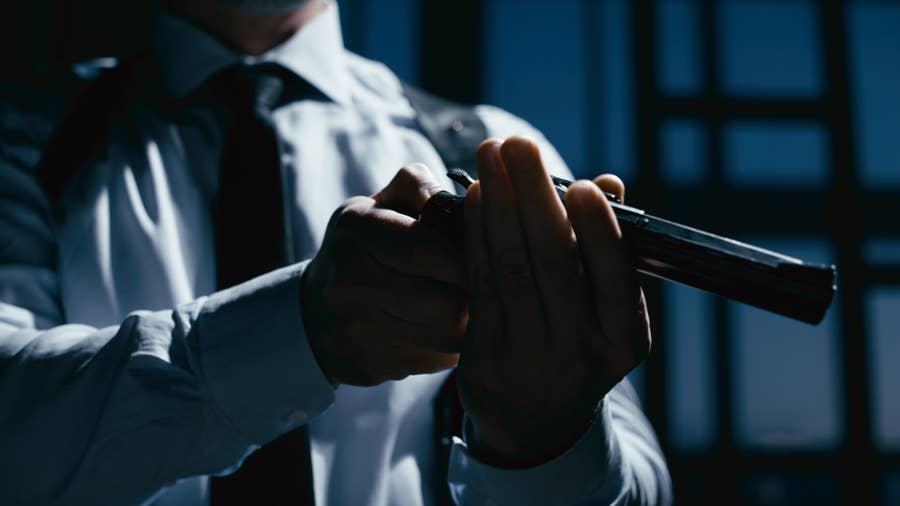 do detectives go undercover