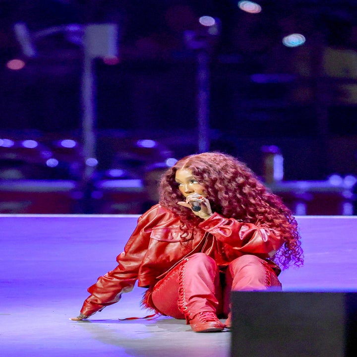 Reactions To Kendrick Lamar's Super Bowl Halftime Show