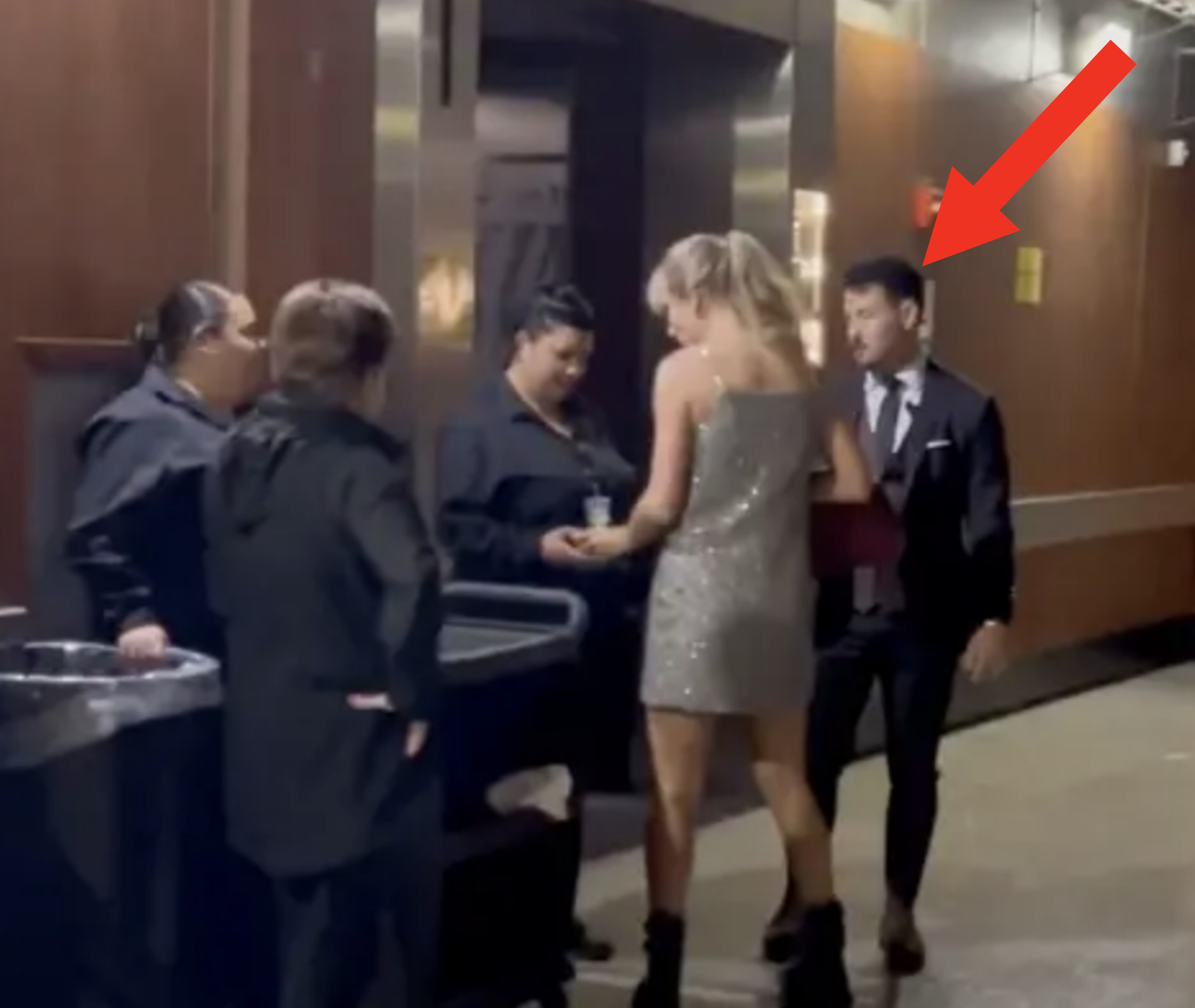 Taylor Swift's Bodyguard Takes Her To Super Bowl Restroom
