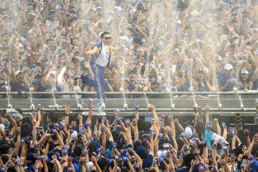 14 Times Rich Celebrities Were Wasteful