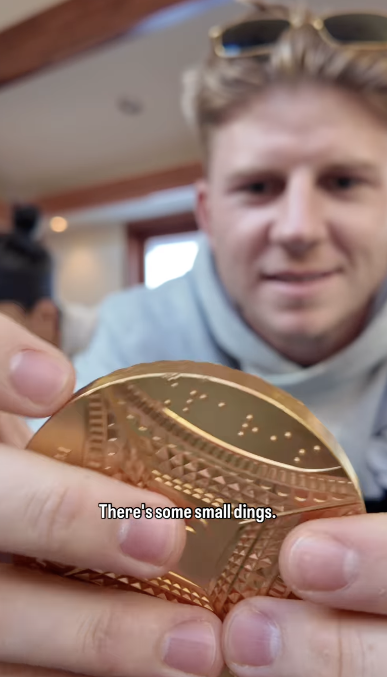 This Olympian Is Going Viral For His Busted Medal Only 5 Months After ...