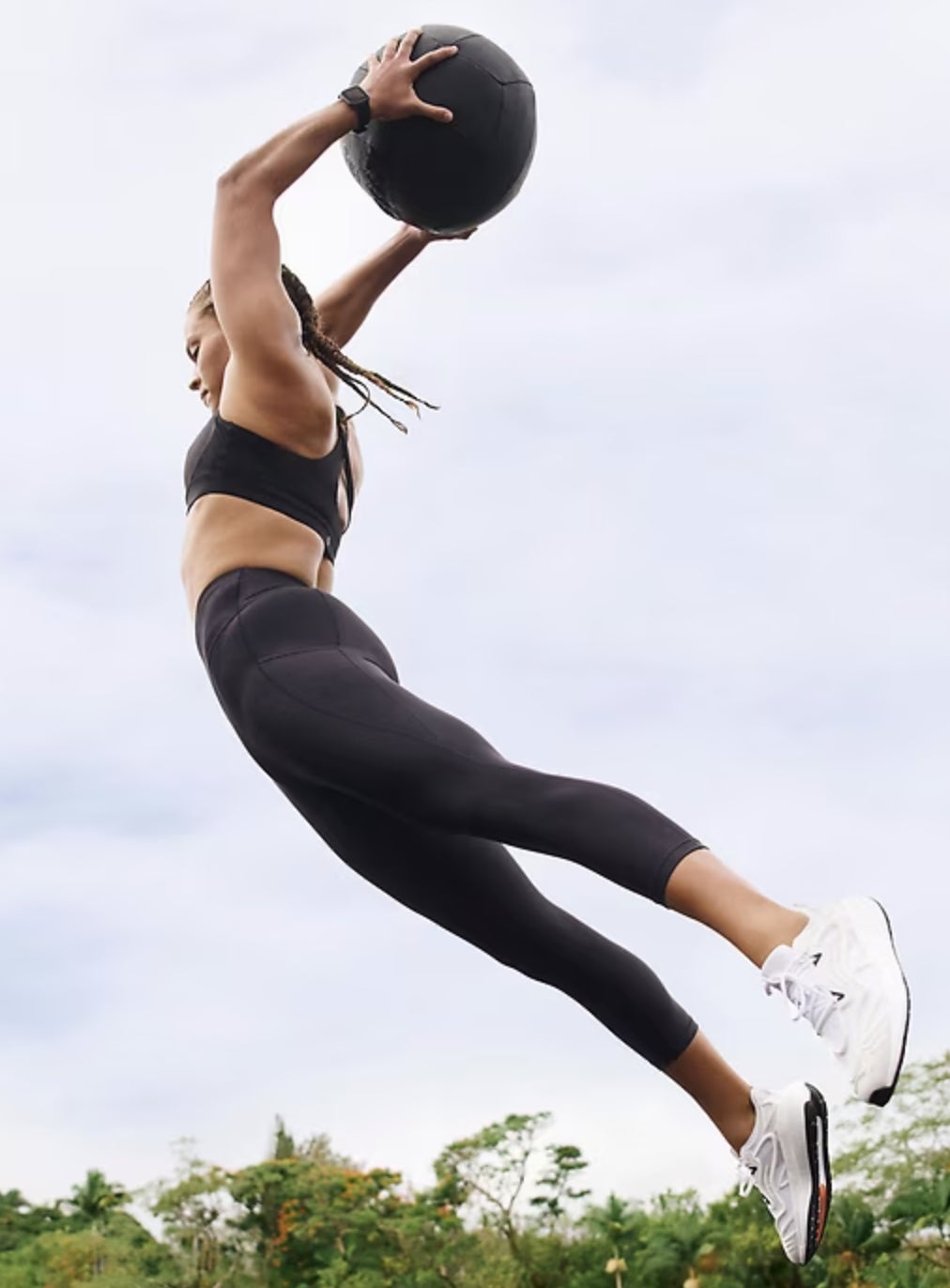 27 Athleta Fitness Clothes You'll Want For Workouts