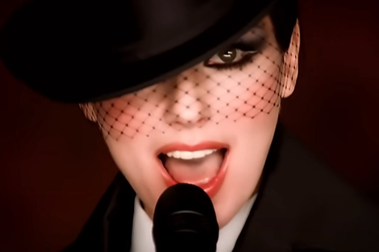 Most People Can’t Score 100% On This ’90s Lyrics Quiz – Let’s See How ...