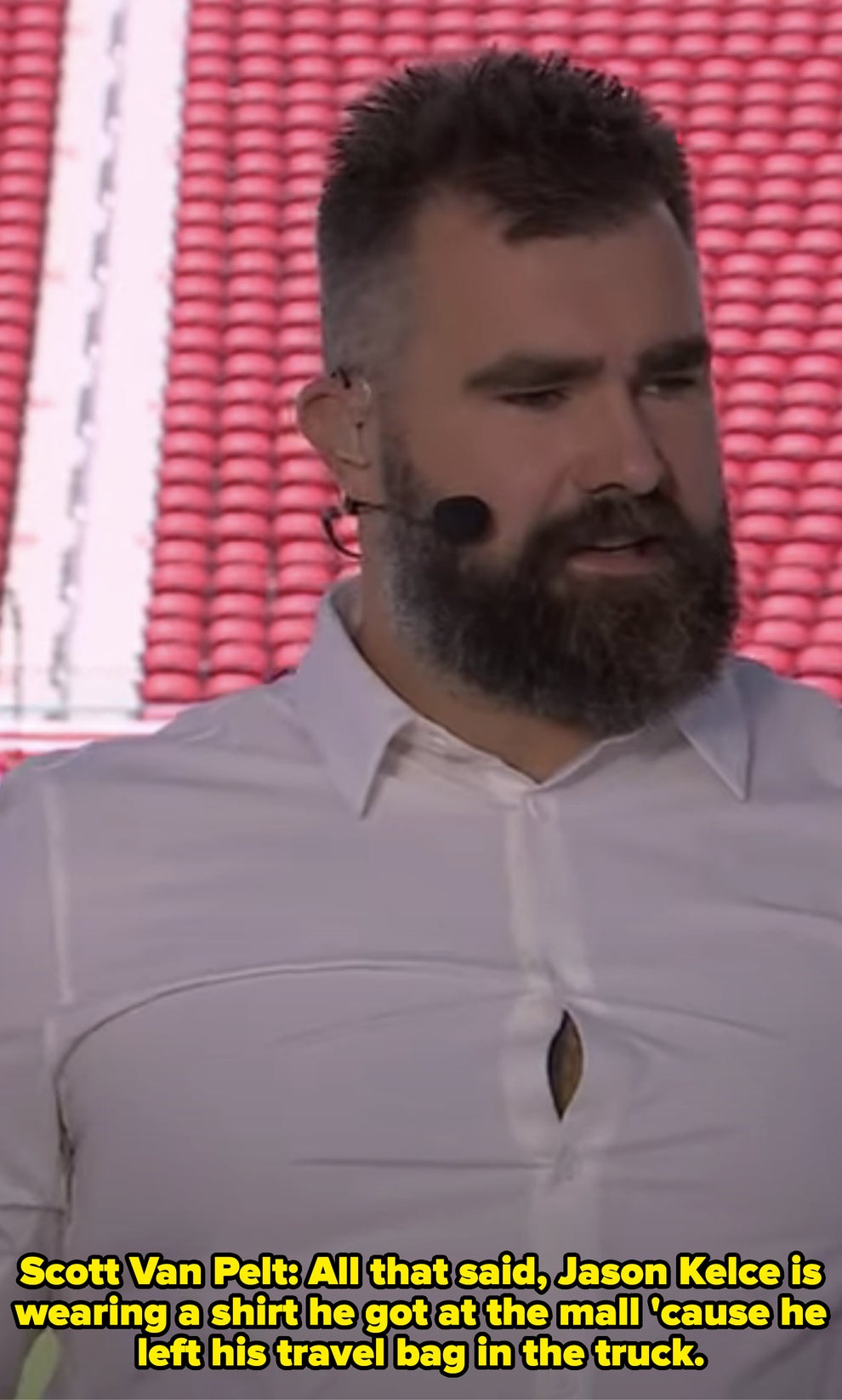 19 Celebrity Wardrobe Malfunctions On Live TV