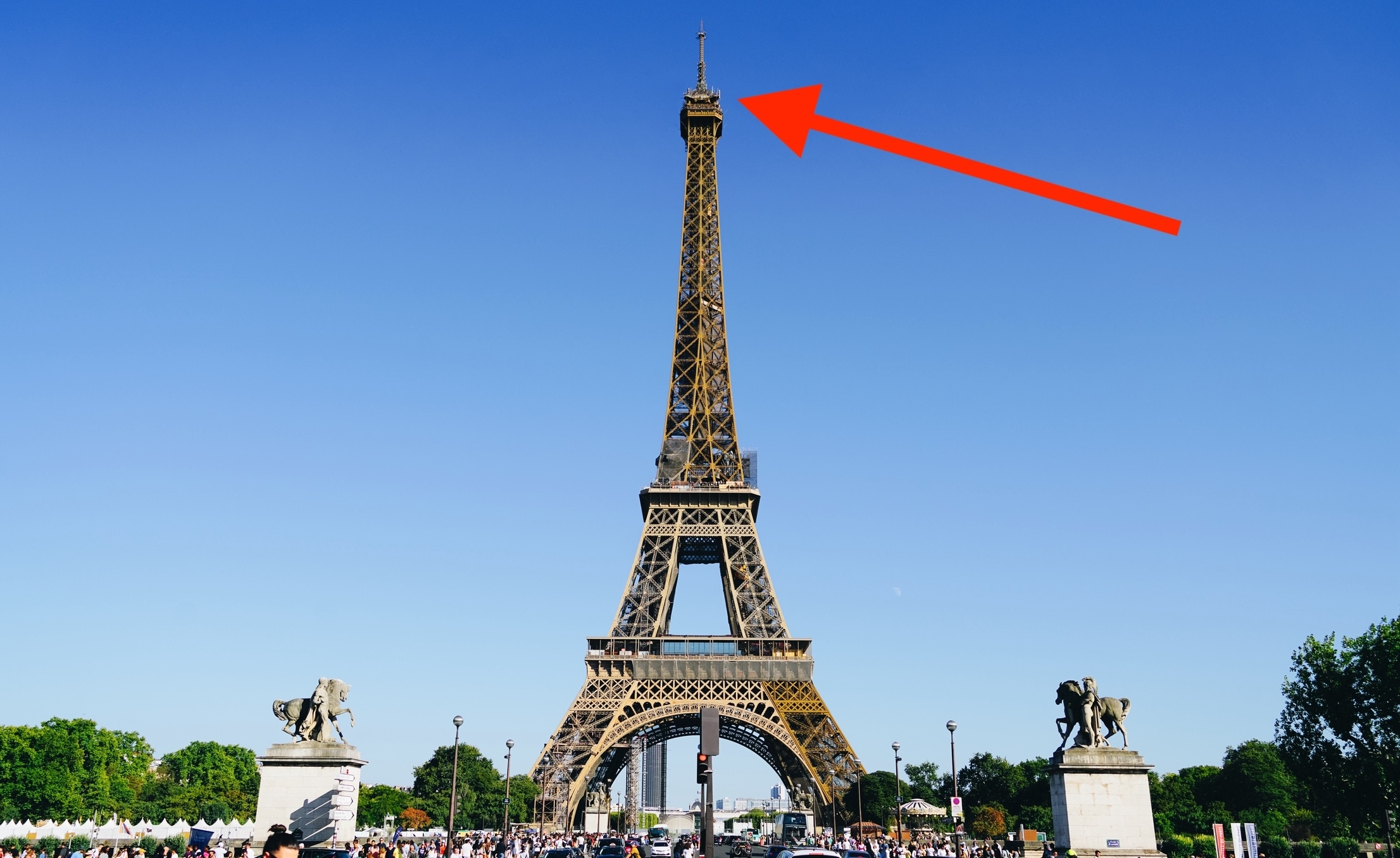 17 Famous Buildings That Have Secret Rooms