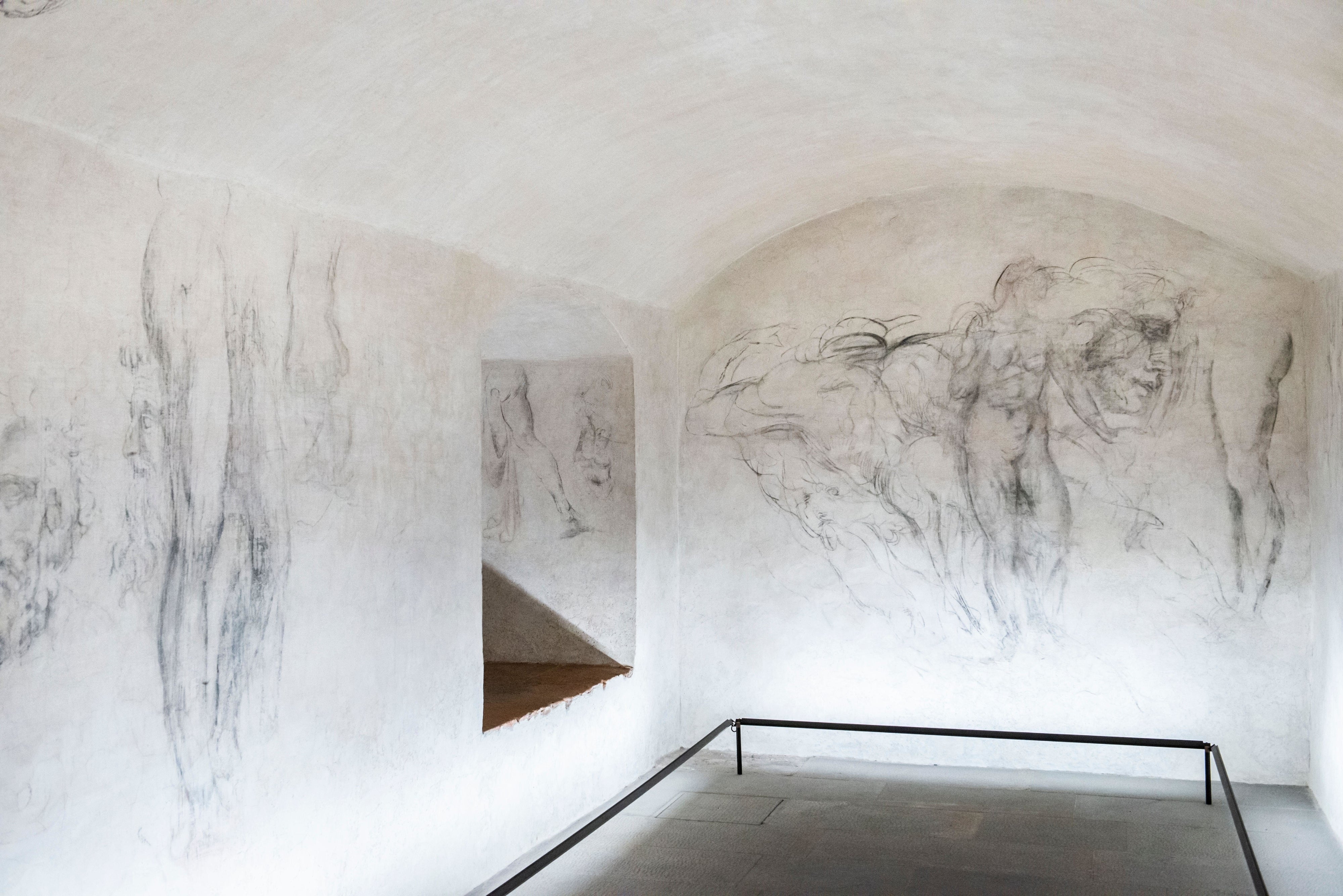 17 Famous Buildings That Have Secret Rooms