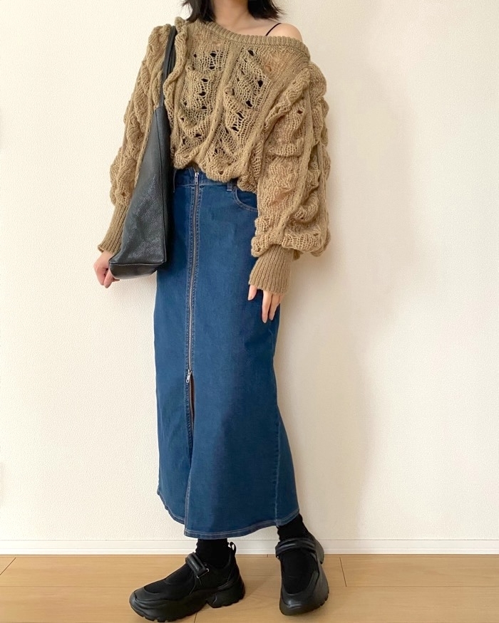 【GU】2990円→2490円に値下げ中！下半身がスッキリ見える「おしゃれスカート」過去イチの大当たりかも…！《着用レビュー》【画像・動画】