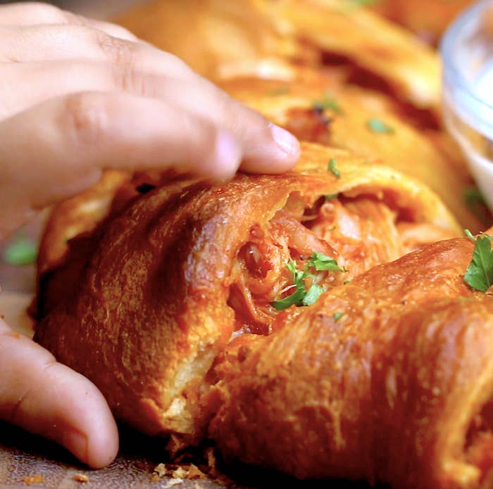 3 Genius Ways To Make Tear-And-Share Party Appetizers