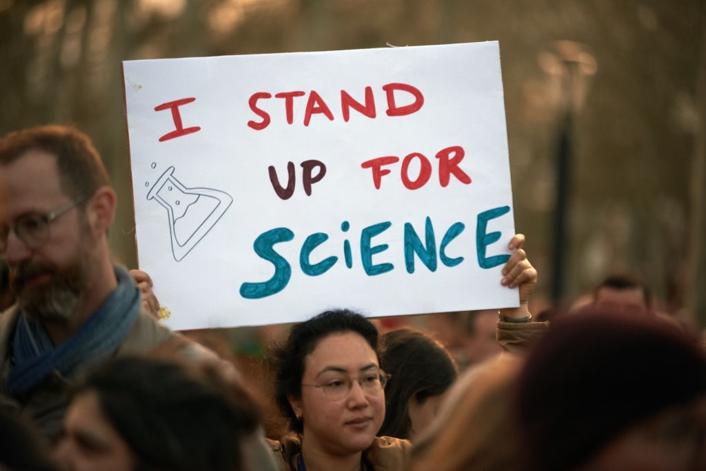 The 38 Most Clever Protest Signs From "Stand Up For Science" Protests